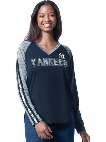 G-III 4HER BY CARL BANKS New York Yankees Raglan Long Sleeve V-neck T-shirt - Navy