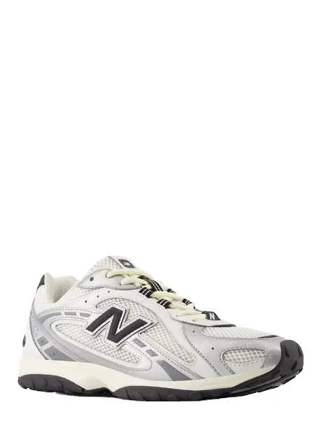 NEW BALANCE Gender Inclusive 204l Sneaker - Silver Metallic/black