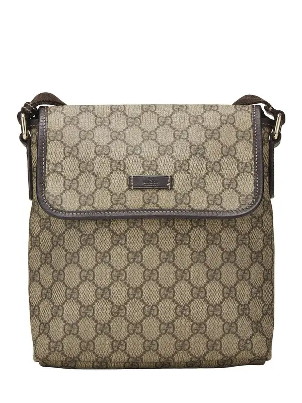 Gucci Gg Supreme Flap Messenger - Brown