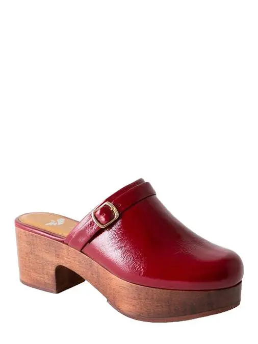 FORTRESS Abby Platform Clog - Cherry Crinkle Patent