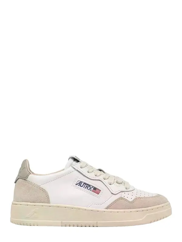 AUTRY Medalist Low Lace-up Sneakers - White