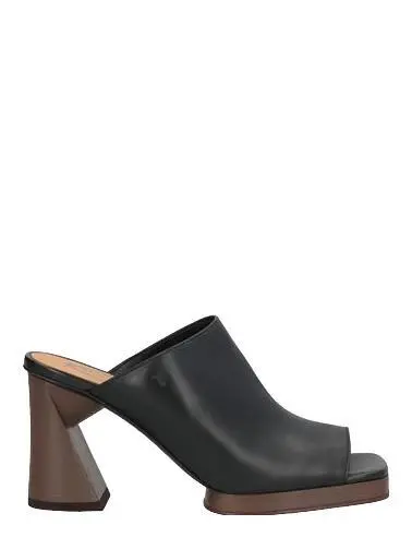 TOD'S Leather Slide Sandals - Black