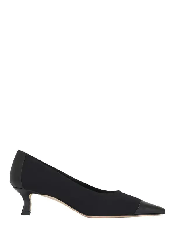 Manolo Blahnik Pointed Cap-toe Pumps - Black