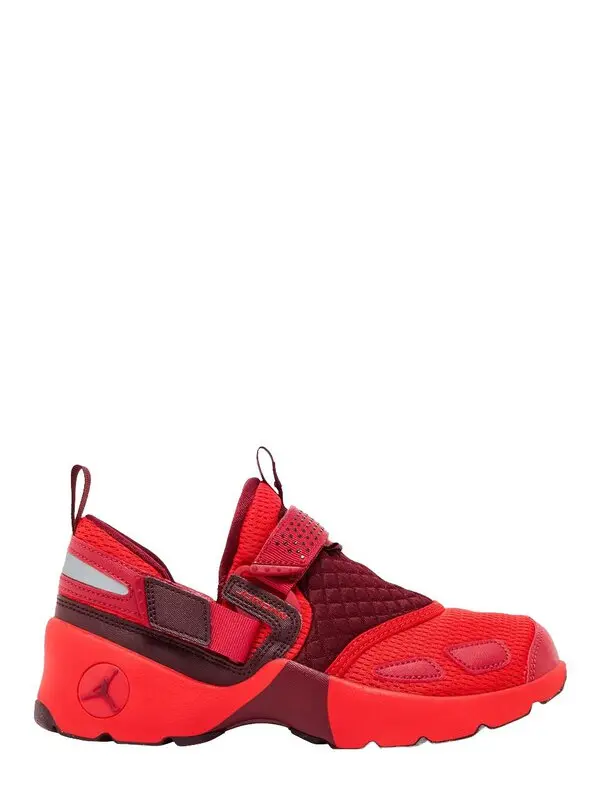 JORDAN Trunner Lx Sneakers - Red