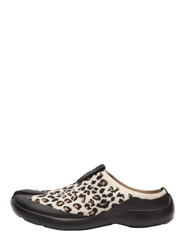 TABI FOOTWEAR Tabi Mule Sneaker - White Leopard