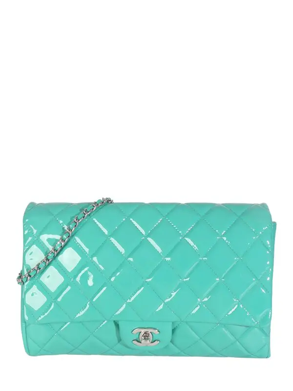 Chanel Quilted Flap Clutch With Chain - Blue