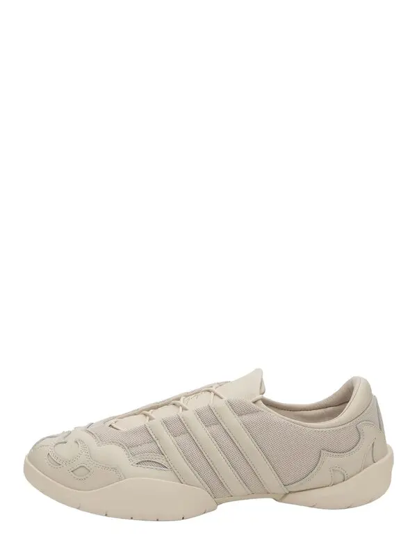 Y3 Regu 2002 Sneaker - Beige