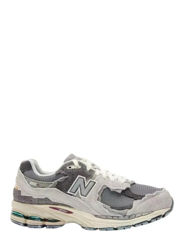 NEW BALANCE 2002r Sneakers - Grey