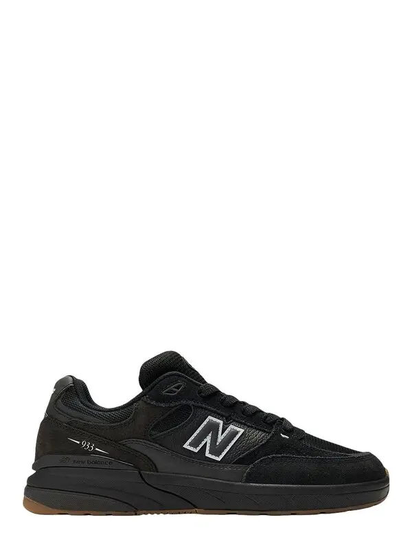 NEW BALANCE Andrew Reynolds X Numeric 933 Sneakers - Black