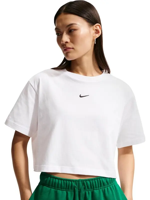 Nike Sportswear Loose Short-sleeve Cropped T-shirt - White