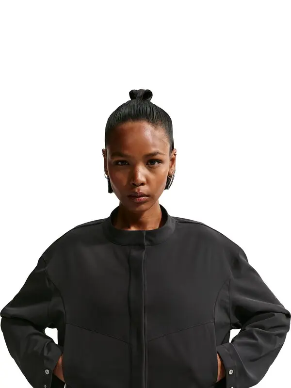 Nike 24.7 Perfectstretch Dri-fit Loose-fit Cropped Jacket - Black