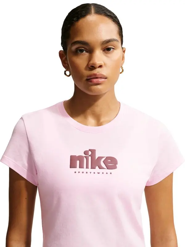 Nike Sportswear Club Short-sleeve T-shirt - Pink