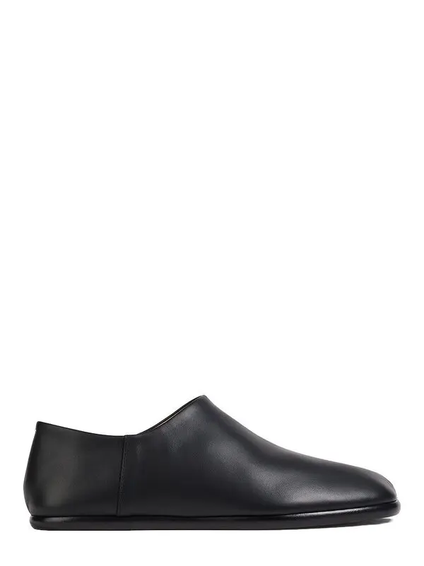 MAISON MARGIELA Tabi Leather Loafers - Black