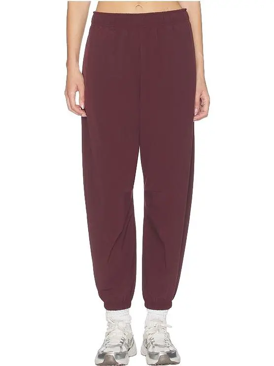 Nike Dri-fit Woven Pant - Burgundy Crush & White