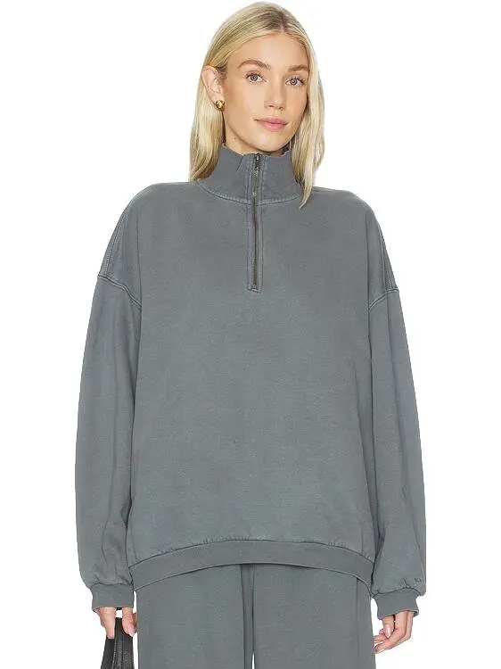 SKIMS Boyfriend Fleece Slouchy Turtleneck Pullover - Zircon