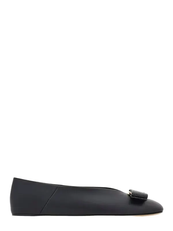 FERRAGAMO Vanna Leather Ballerina Flats - Black