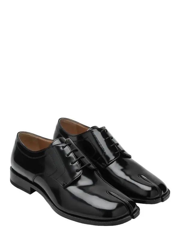 MAISON MARGIELA Tabi Lace Up Shoes - Black