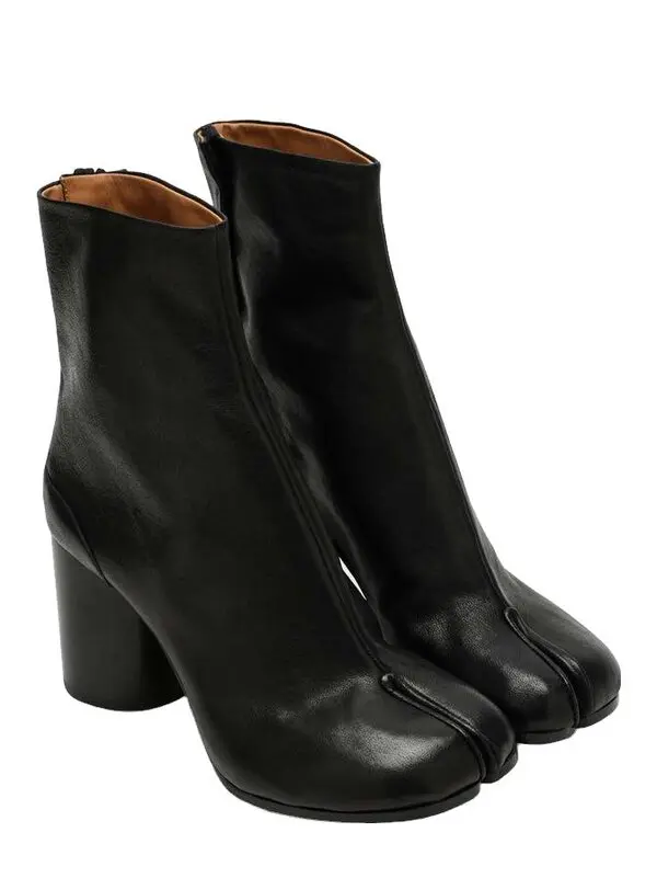 MAISON MARGIELA Leather Tabi Ankle Boots - Black