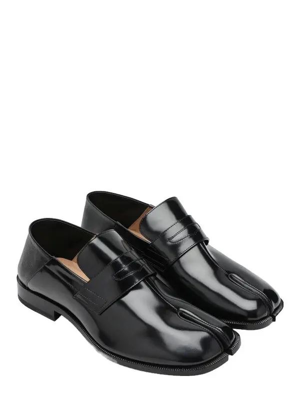 MAISON MARGIELA Tabi Leather Loafers - Black