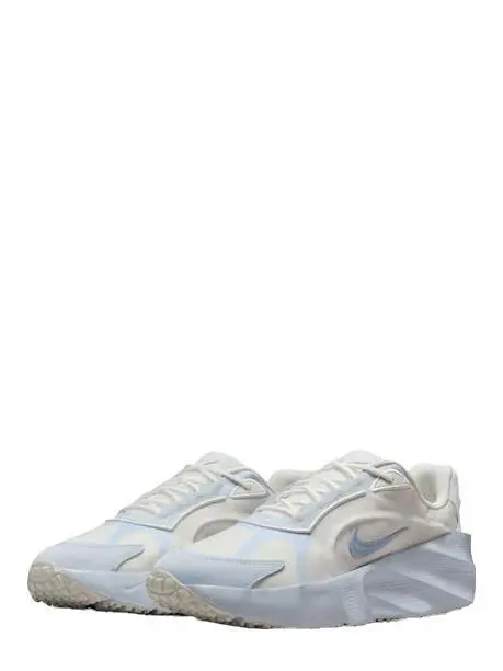 Nike Aura Edge Sneaker - Summit White/blue/grey