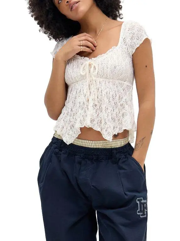 BDG URBAN OUTFITTERS Piper Asymmetric Hem Stretch Lace Top - White