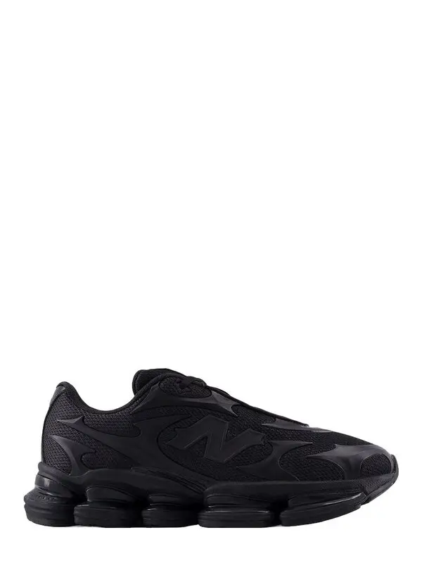 NEW BALANCE Abzorb 2000 Cybersigilismin Sneakers - Black