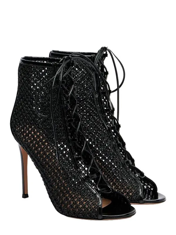 GIANVITO ROSSI 105 Leather Pumps - Black