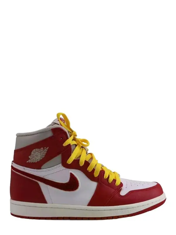 Nike Air Jordan 1 Retro High-top Sneakers - Red