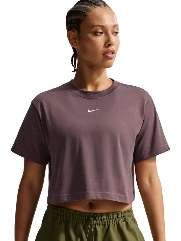 Nike Sportswear Loose Short-sleeve Cropped T-shirt - Purple