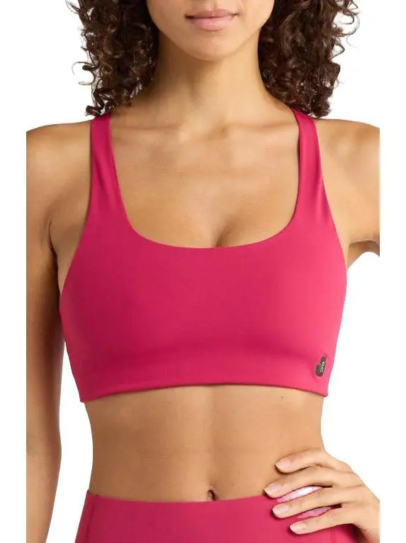 On Studio Sports Bra - Grenadine