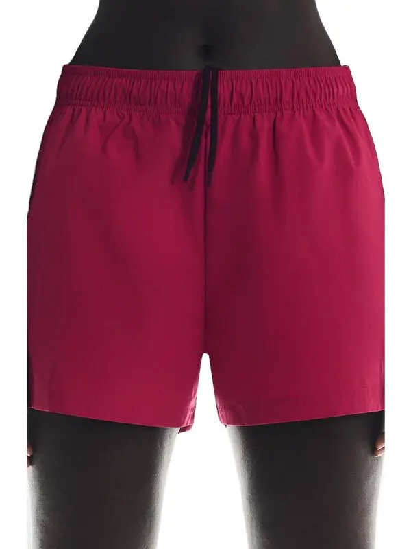 On 3-inch Core Running Shorts - Grenadine