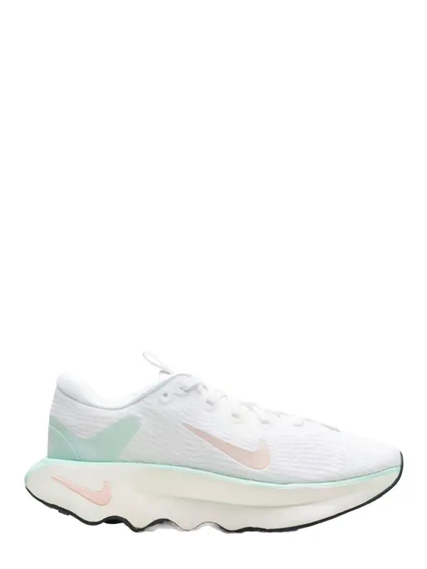 Nike Motiva Sneakers - White