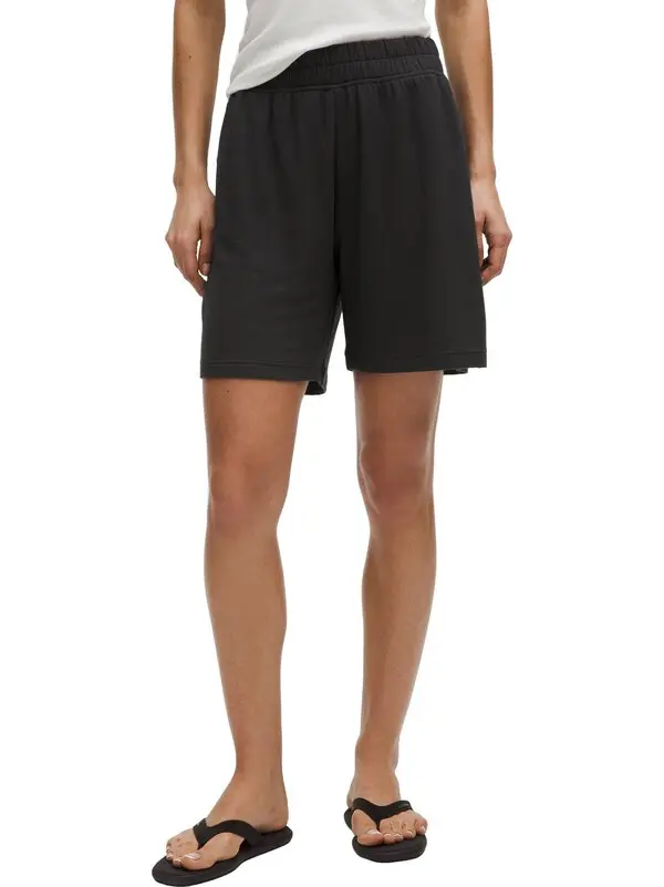 Lululemon Bermuda Mid-rise Shorts - Black