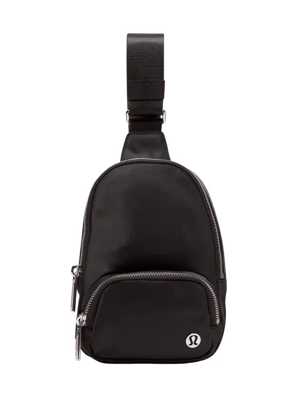 Lululemon Everywhere Sling Bag Small 2l - Black/silver
