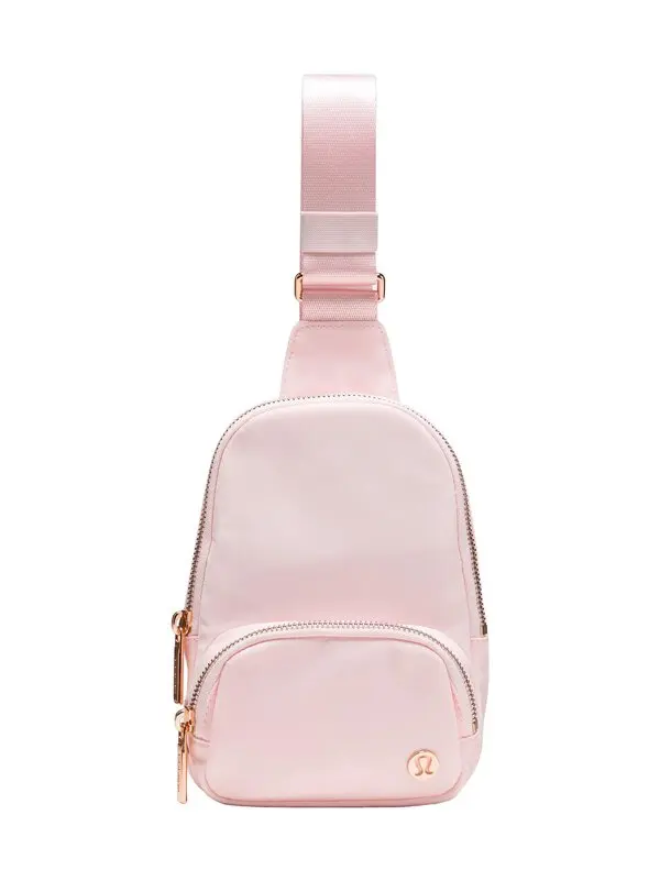 Lululemon Everywhere Sling Bag Small 2l - Pink Pearl/rose Gold