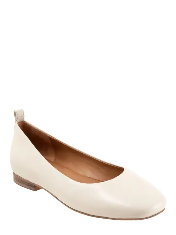 Softwalk Kiris Flat - Ivory