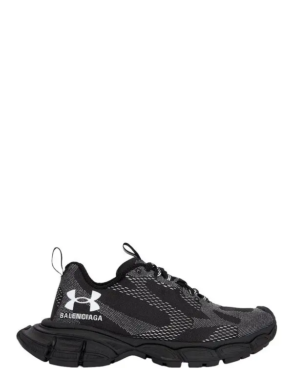 Balenciaga X Under Armour 3xl Knit Ua Sneakers - Black & White