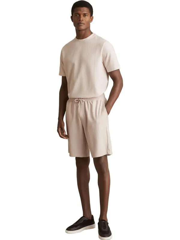 REISS Zano Textured Knit Shorts - Champagne