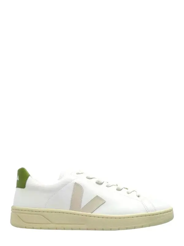 VEJA Urca Sneakers - White