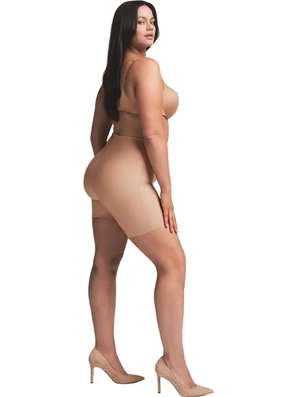 SKIMS Body Butt Enhancing Padded Short - Clay