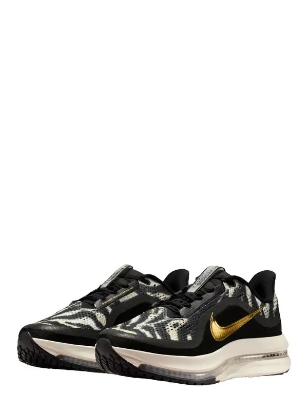 Nike Pegasus Premium Sneakers - Black/gold