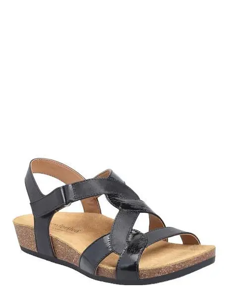 COMFORTIVA Garner Wedge Sandal - Black