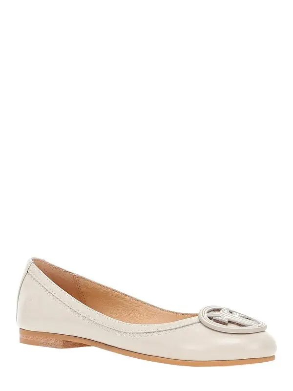 Frye Carson Logo Leather Ballet Flat - Ivory