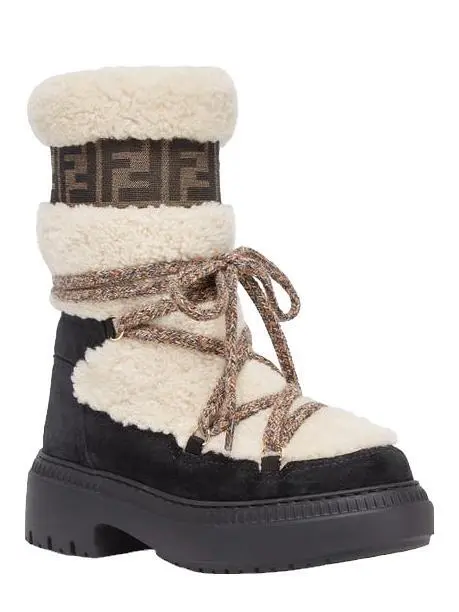 Fendi Shearling Boots - Latte/ Nero
