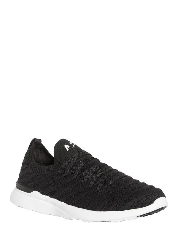 Apl Techloom Wave Knit Low-top Sneakers - Black/white