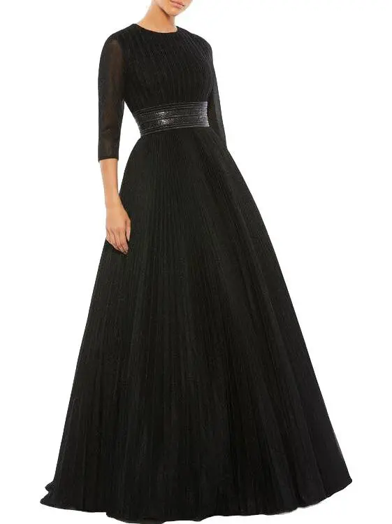 Mac Duggal Shimmering Pleated A-line Gown - Black
