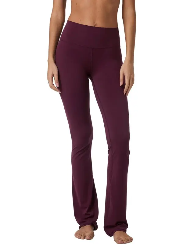 Vuori Allthefeels™ Slim Flare Leggings - Cerise