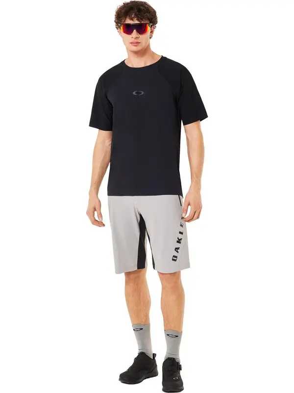 Oakley Free Ride Lined Short - Cement