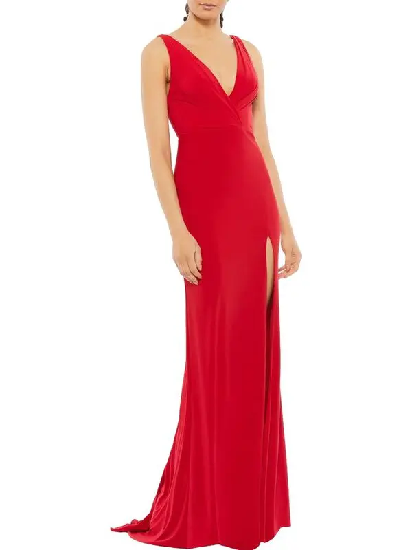 Mac Duggal Sleeveless V-neck Jersey Gown - Red