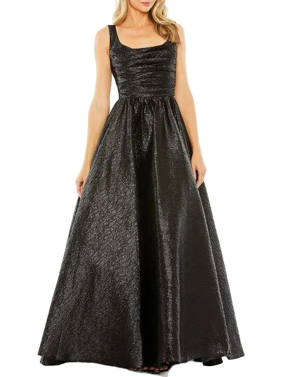 Mac Duggal Metallic Pleated Bodice Ballgown - Black
